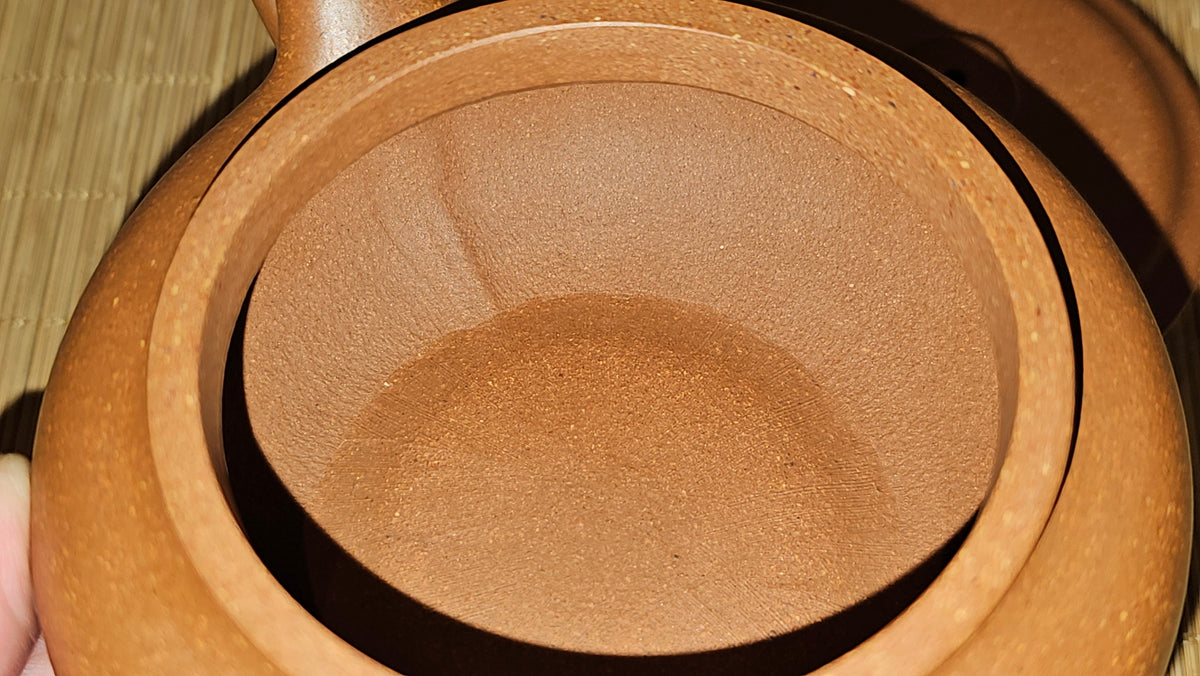 Bian Fu 扁腹, 233.2ml, Jiang Po Ni 降坡泥, by our Collaborative Craftsman C ...