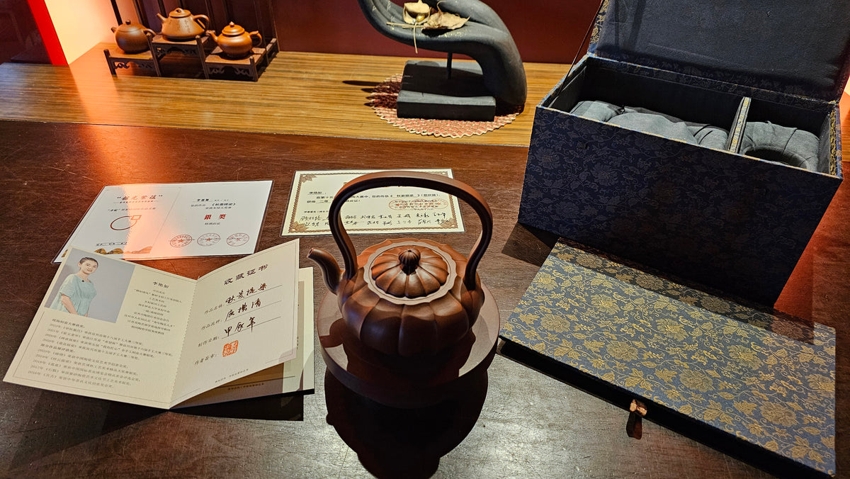 "Qiu Ling Ti Liang" 秋菱提梁 ~ Designed & Crafted by L3A Master Consummate ...