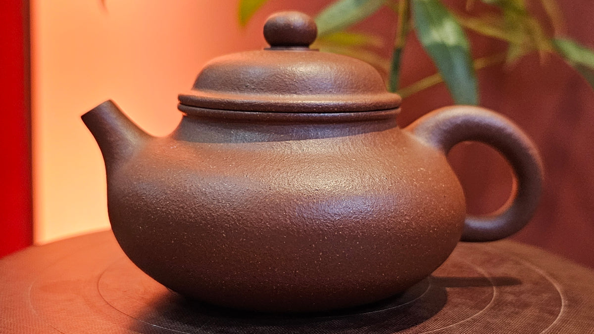 Rong Tian 容天, 191.7ml, Hong Jiang Po Ni (rarer form of Jiang Po Ni) 红降 ...