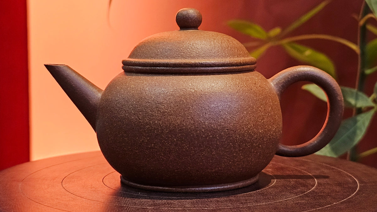 Shui Ping 水平, 163.6ml, Huang Jiang Po Ni 黄降坡泥, by our Collaborative Cr ...