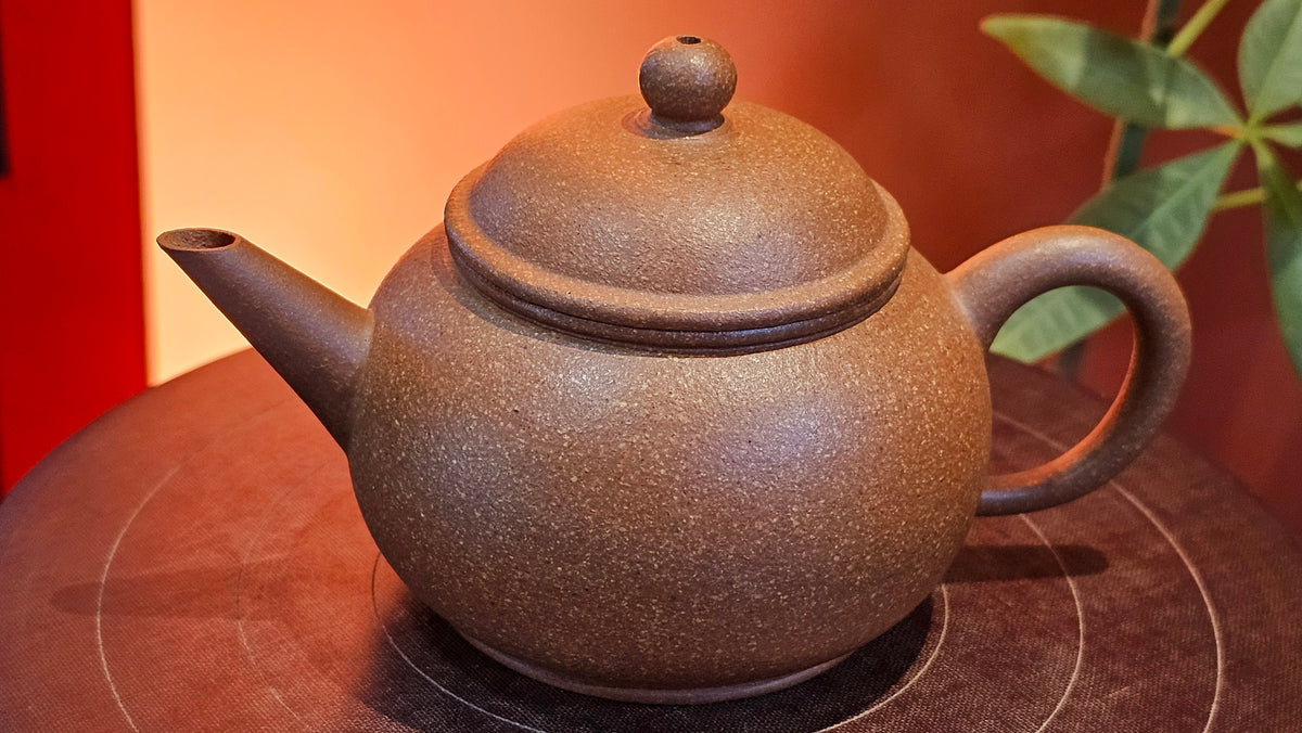 Shui Ping 水平, 169.1ml, Huang Jiang Po Ni 黄降坡泥, by our Collaborative Cr ...