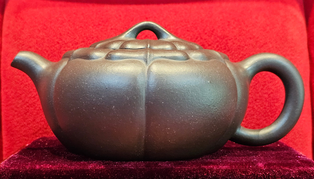 《禅莲》Ch'an Lian ~ "Lotus of Mindfulness", 269.1ml, Lao Zi Ni 老紫泥 ~ Craf ...
