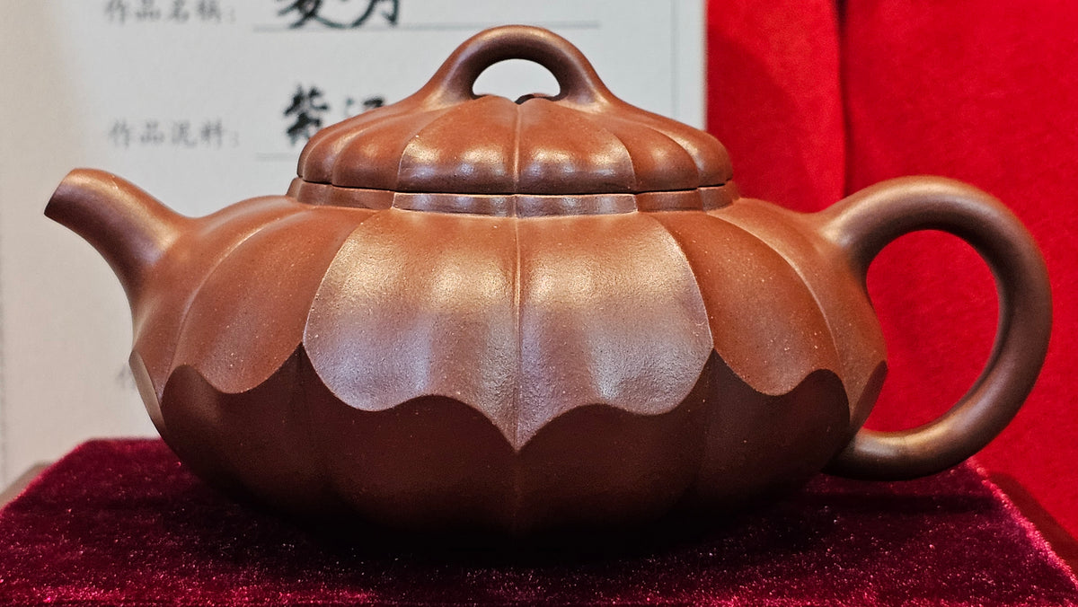 《菱秀》"Ling Xiu ~ The Delicate Elegance of The Ling Flower", 213.8ml ...