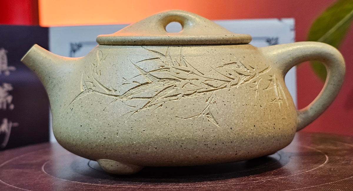 Jing Zhou Shi Piao 景舟石瓢, Zhi Ma Duan Ni 芝麻段泥, 182.3ml, by Craftsman Gu ...