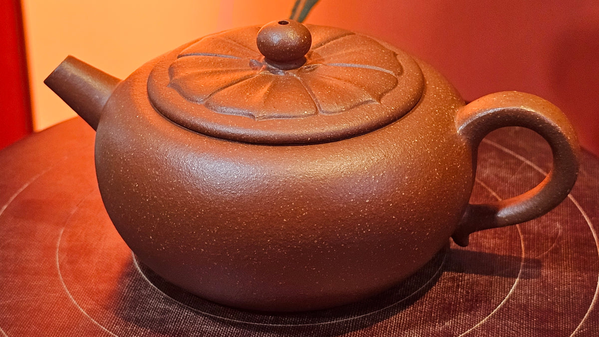 Lian Pu《莲蒲》, 158.9ml, Hong Jiang Po Ni 红降坡泥, by Craftsman Yang Pin Tin ...