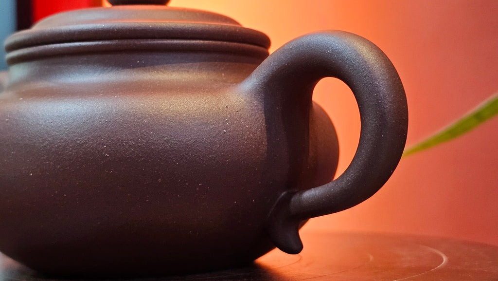 Fang Gu 仿古, 214.3ml, Lao Zi Ni 老紫泥, by Craftsman Chen Fa Chu 陈法初 ...