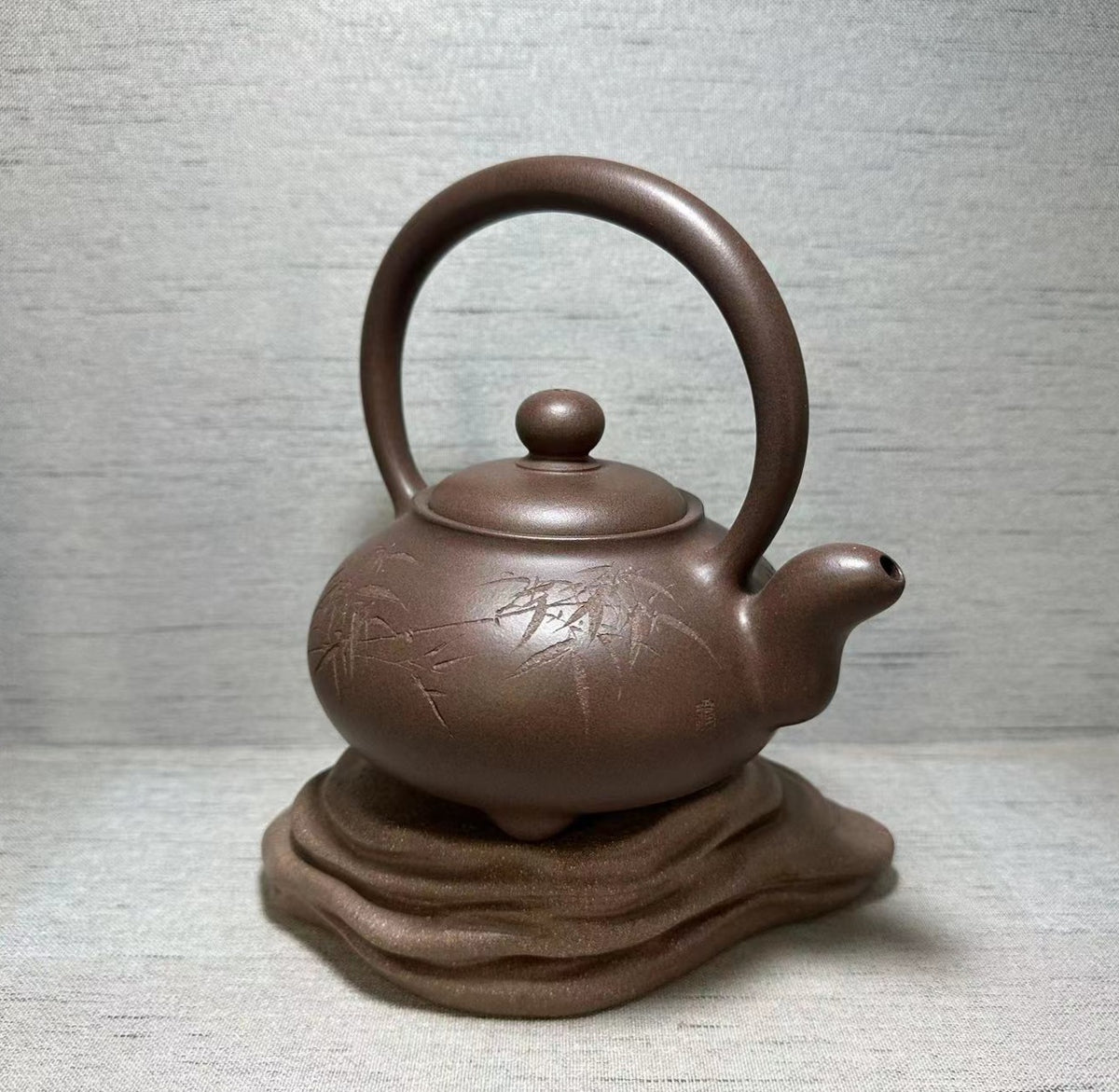 Sheng Zhu Ti Liang 圣珠提梁, impressive Ti Liang 490ml Work, Di Cao Qing Z ...