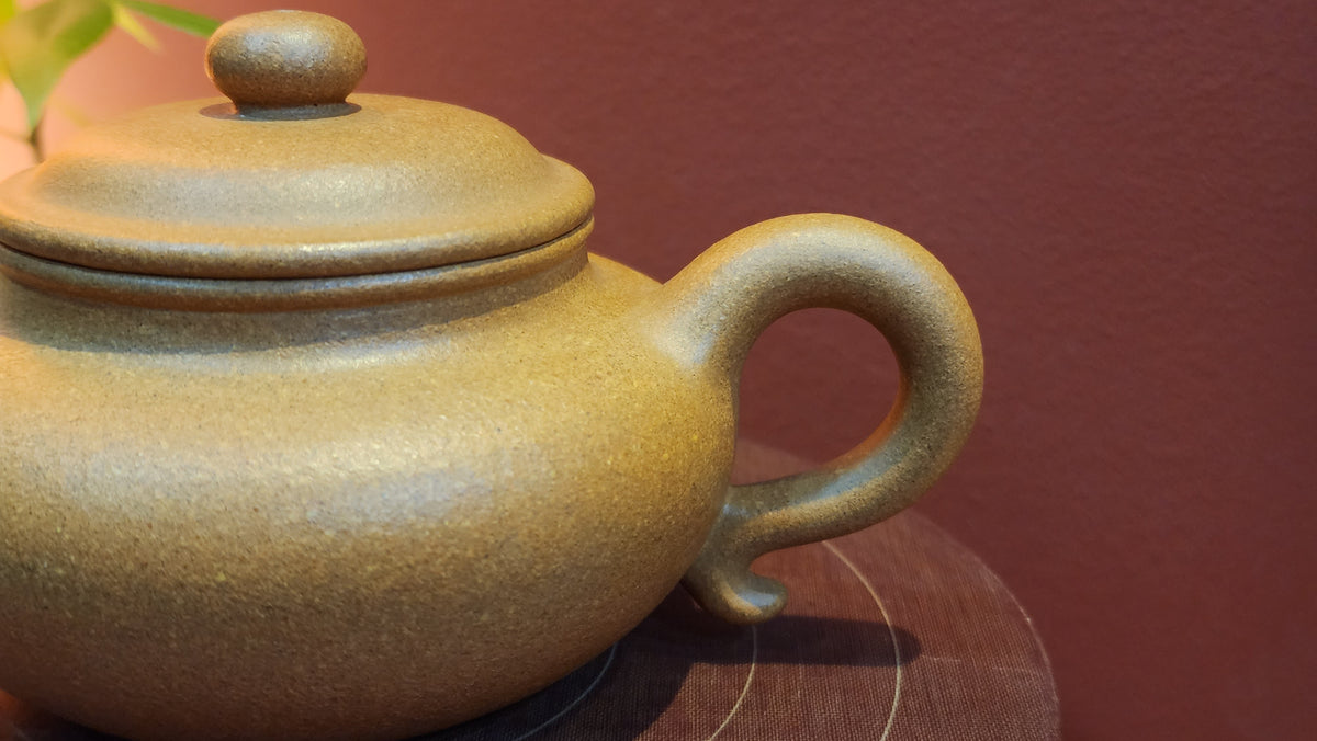Fang Gu 仿古, 240ml, Duan Ni 段泥, by our collaborative Craftslady Zou Yu ...
